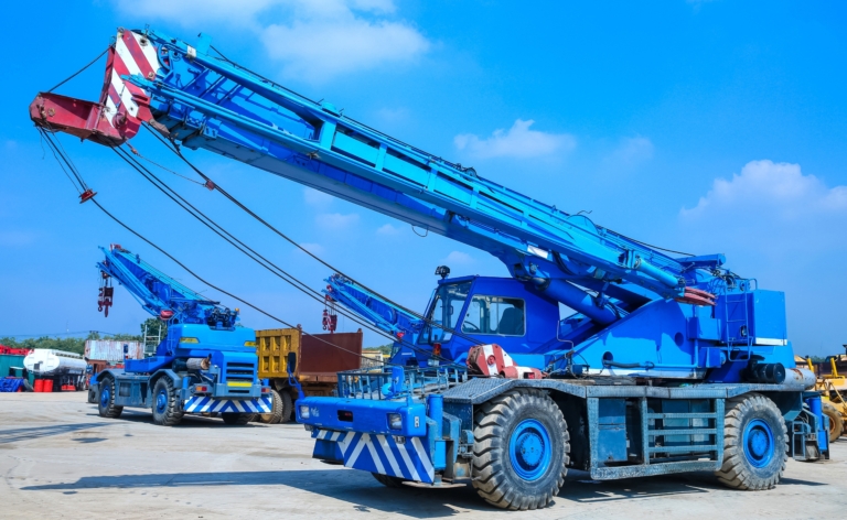 Rough Terrain Cranes and Telehandlers - BC Crane Safety